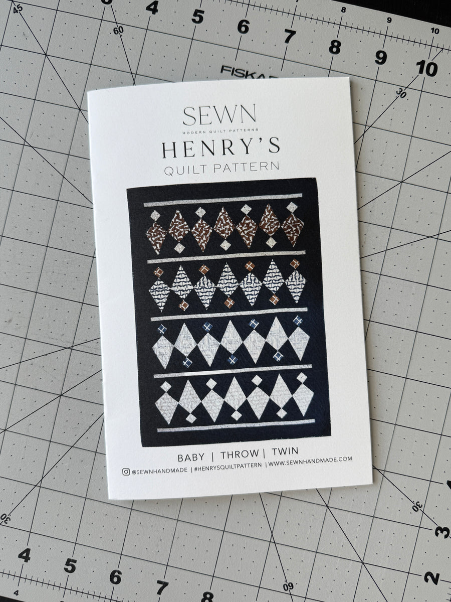 Henry Quilt PAPER Pattern – Sewn Modern Quilt Patterns by Amy Schelle